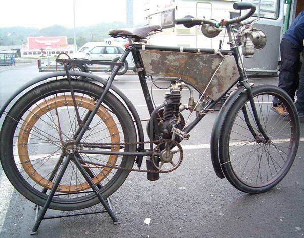 Looking back to 1900 – Motorcycle Timeline