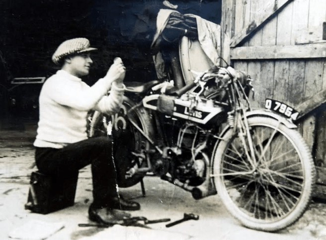1914 – Motorcycle Timeline