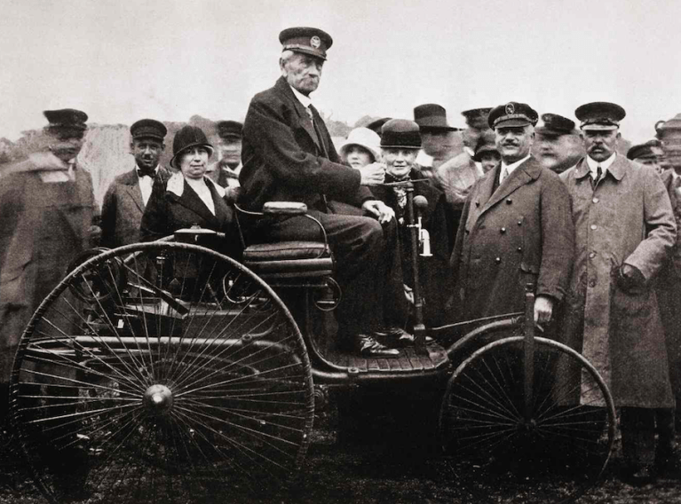 1880-1889 – Motorcycle Timeline